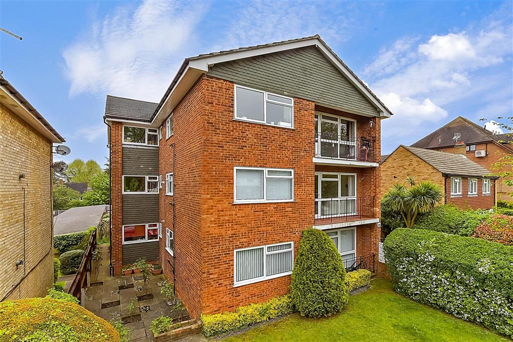 1 bed flat for sale in Worcester Road, Sutton, Surrey SM2, £192,000 - Zoopla