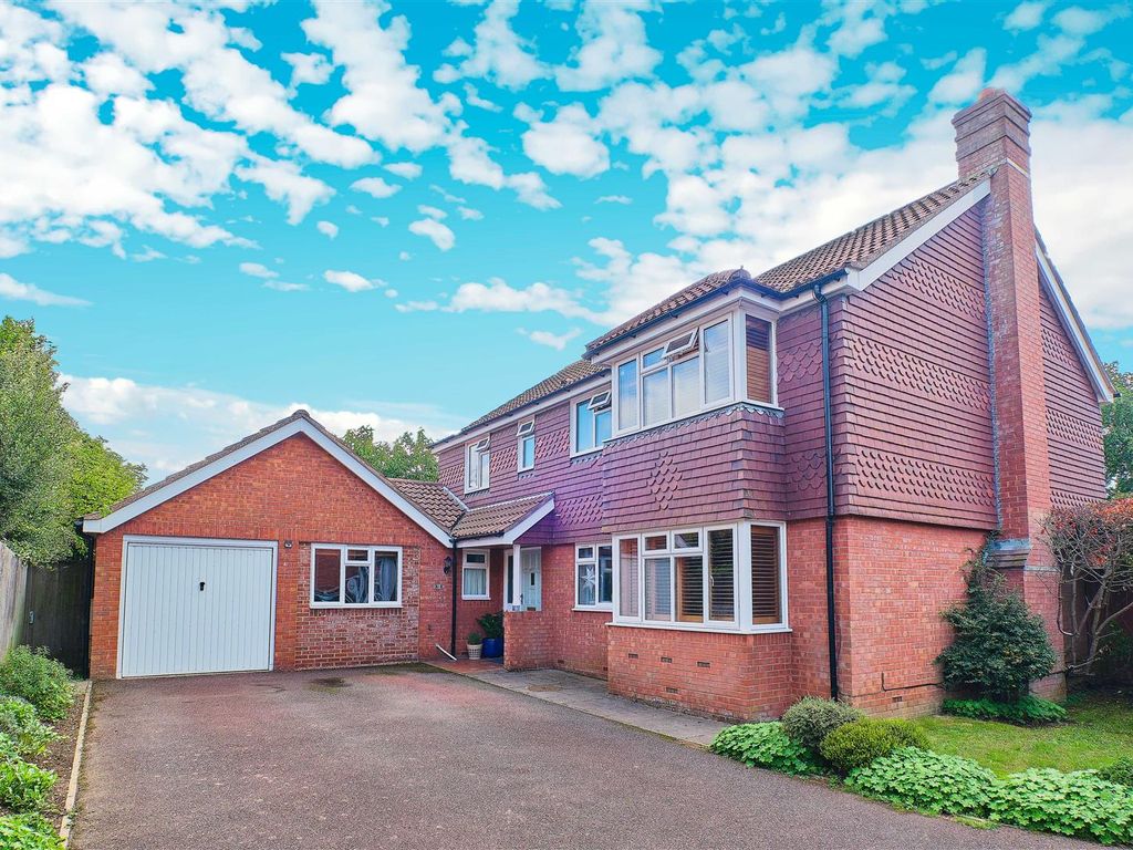 5 bed detached house for sale in Went Hill Park, Seaford BN25 - Zoopla