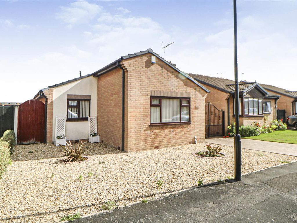 2 Bed Detached Bungalow For Sale In Broadwater Drive Dunscroft