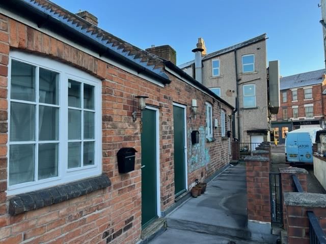 2 bed flat to rent in Haydn Road, Sherwood, Nottingham NG5 - Zoopla