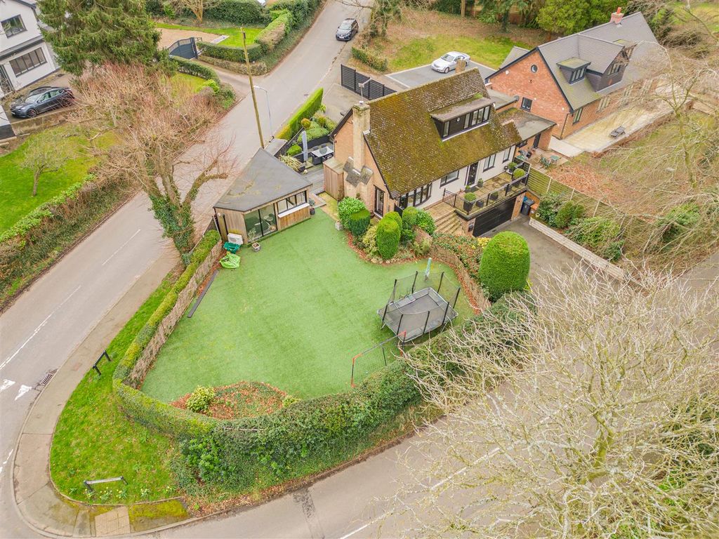 4 Bed Detached House For Sale In Footherley Road Shenstone Lichfield