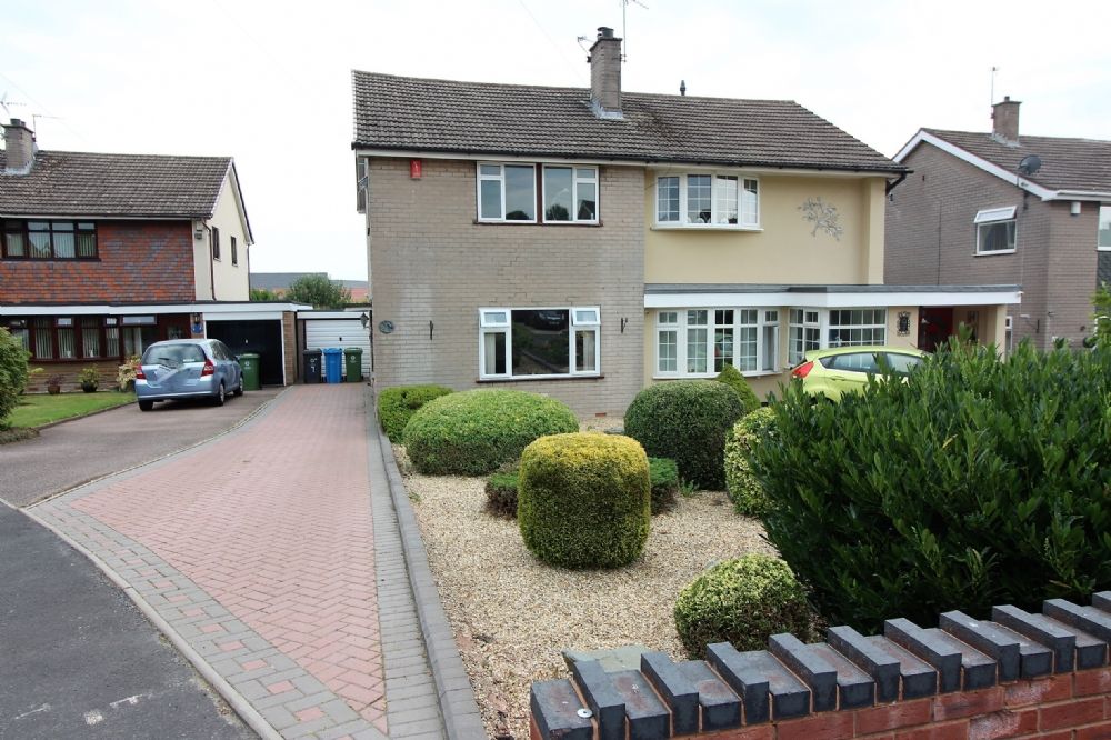 3 bed semi-detached house to rent in Kingsway, Essington, Wolverhampton ...