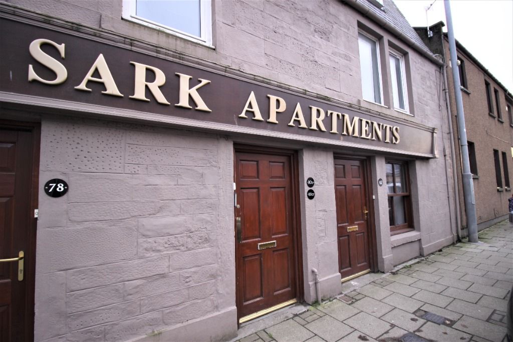 2 bed flat to rent in King Street, Inverbervie DD10, £600 pcm - Zoopla