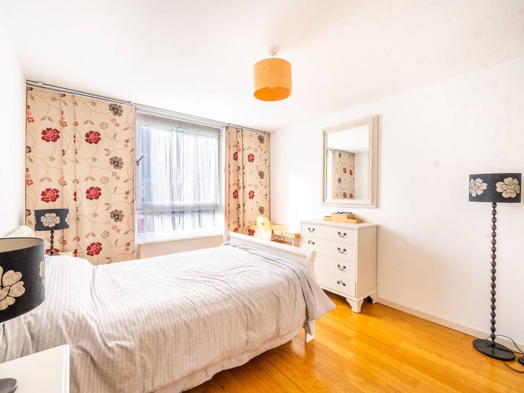 1 bed flat to rent in Clem Attlee Court, Fulham, London SW6 - Zoopla