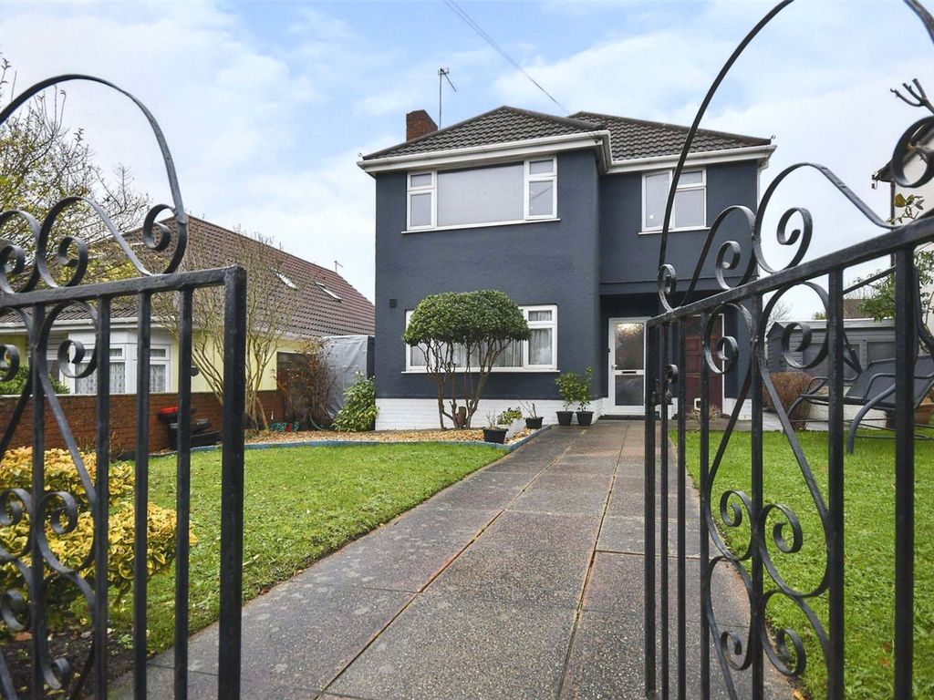 1 bed flat for sale in Sea View Road, Parkstone, Poole BH12 - Zoopla