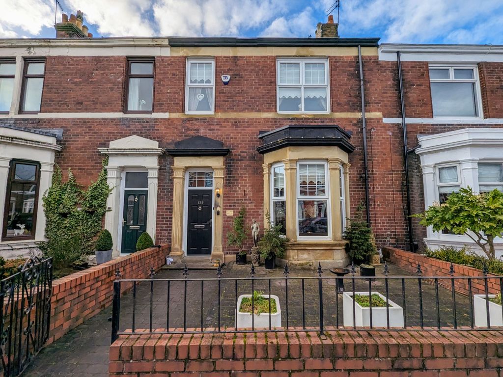 3 Bed Terraced House For Sale In Bede Burn Road Jarrow Ne32 £250 000