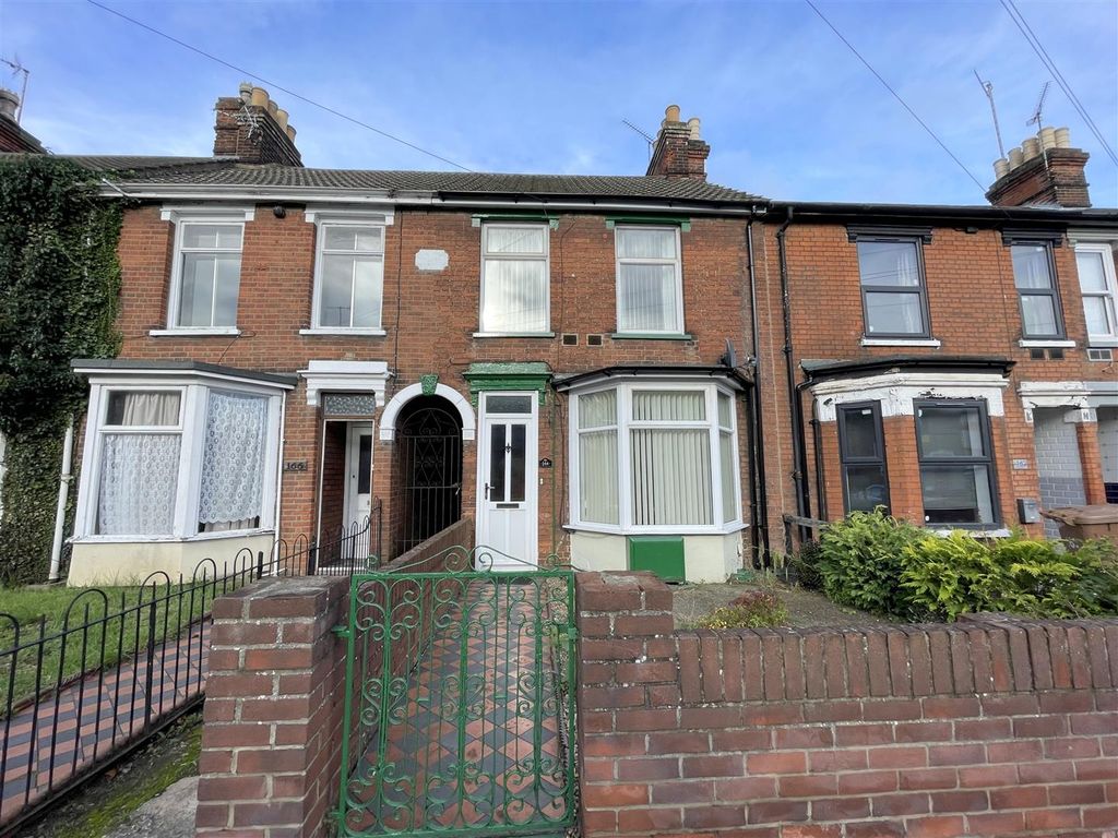 3 Bed Terraced House For Sale In Bramford Road Ipswich Ip1 £195 000