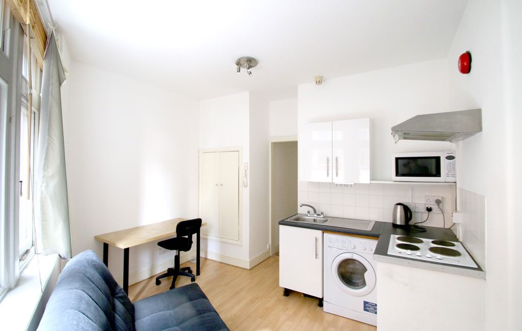 Studio to rent in 9 Little Turnstile, London, Greater London WC1V, £ ...
