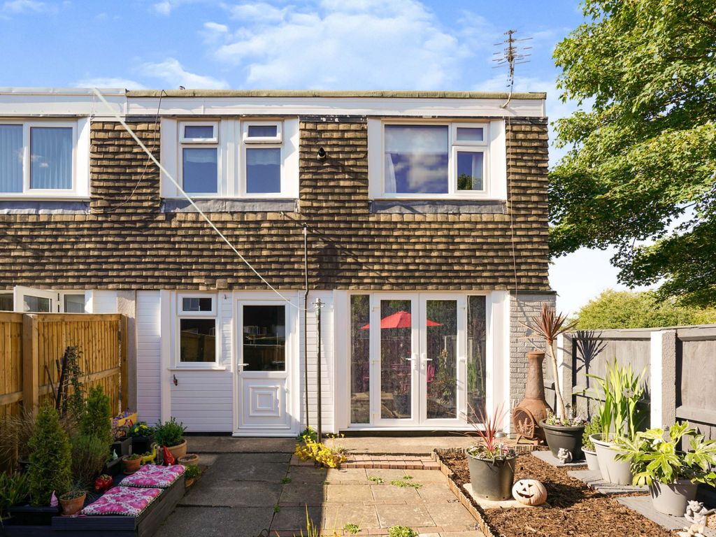 2 bed end terrace house for sale in Coal Road, Leeds LS14 - Zoopla