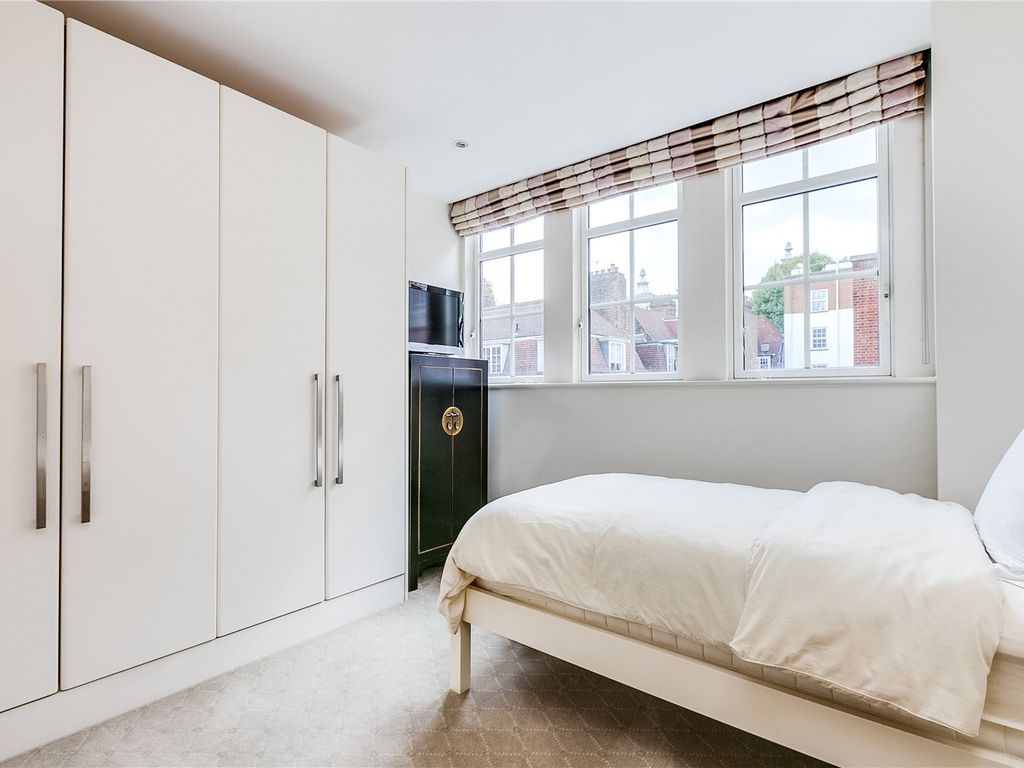 3 bed flat to rent in Romney House, 47 Marsham Street, London SW1P - Zoopla