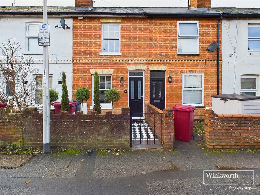 3 Bed Terraced House For Sale In Cumberland Road Reading Berkshire
