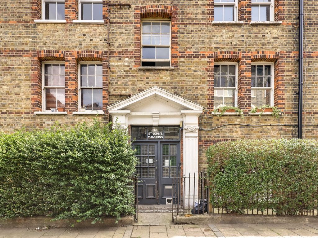 2 bed flat for sale in Clapton Square, Hackney, London E5 - Zoopla