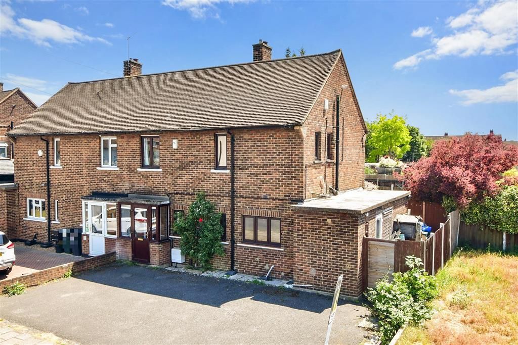 4 bed semi-detached house for sale in Lansbury Crescent, Dartford, Kent DA1 - Zoopla