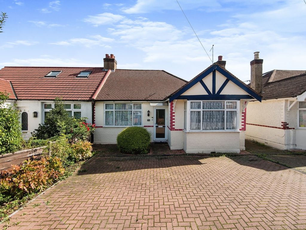 2 Bed Semi Detached Bungalow For Sale In Cadbury Road Sunbury On