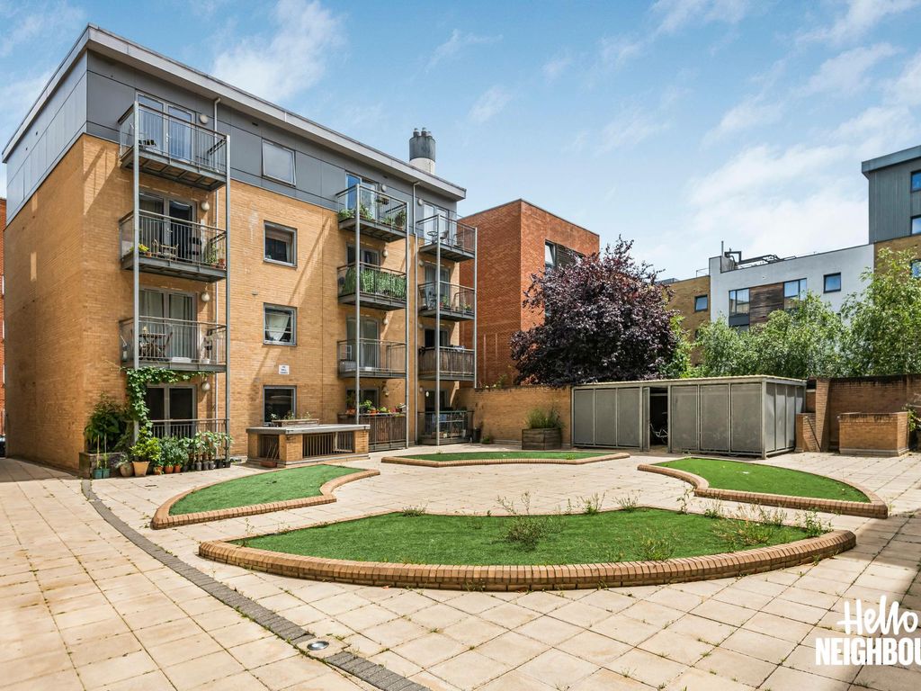 1 bed flat to rent in Peckham Grove, London SE15, £1,500 pcm - Zoopla