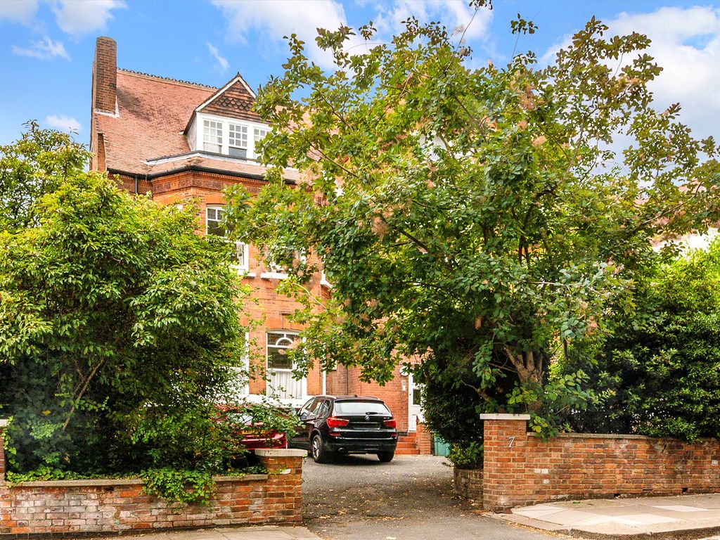 2 bed flat to rent in Netherhall Gardens, London NW3 - Zoopla