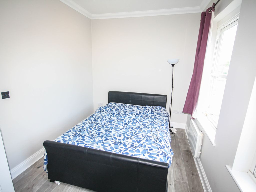 Room to rent in Baddow Road, Great Baddow, Chelmsford CM2 - Zoopla
