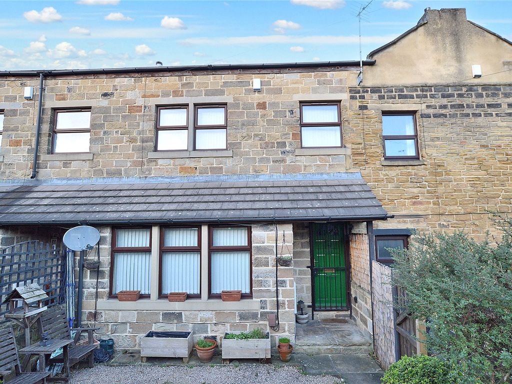 2 Bed Terraced House For Sale In Lane End Pudsey West Yorkshire Ls28