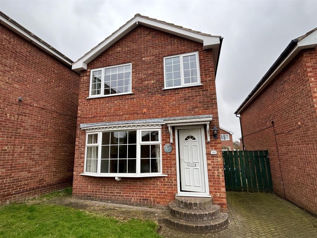 3 bed detached house to rent in Shelton Avenue, East Ayton, Scarborough ...