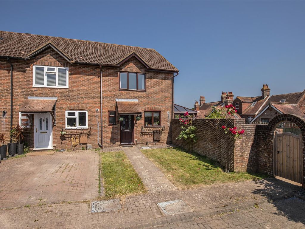 3 Bed Terraced House For Sale In Pipers Field Ridgewood Uckfield Tn22