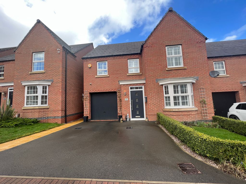 4 Bed Detached House For Sale In Goldcrest Road Forest Town Mansfield