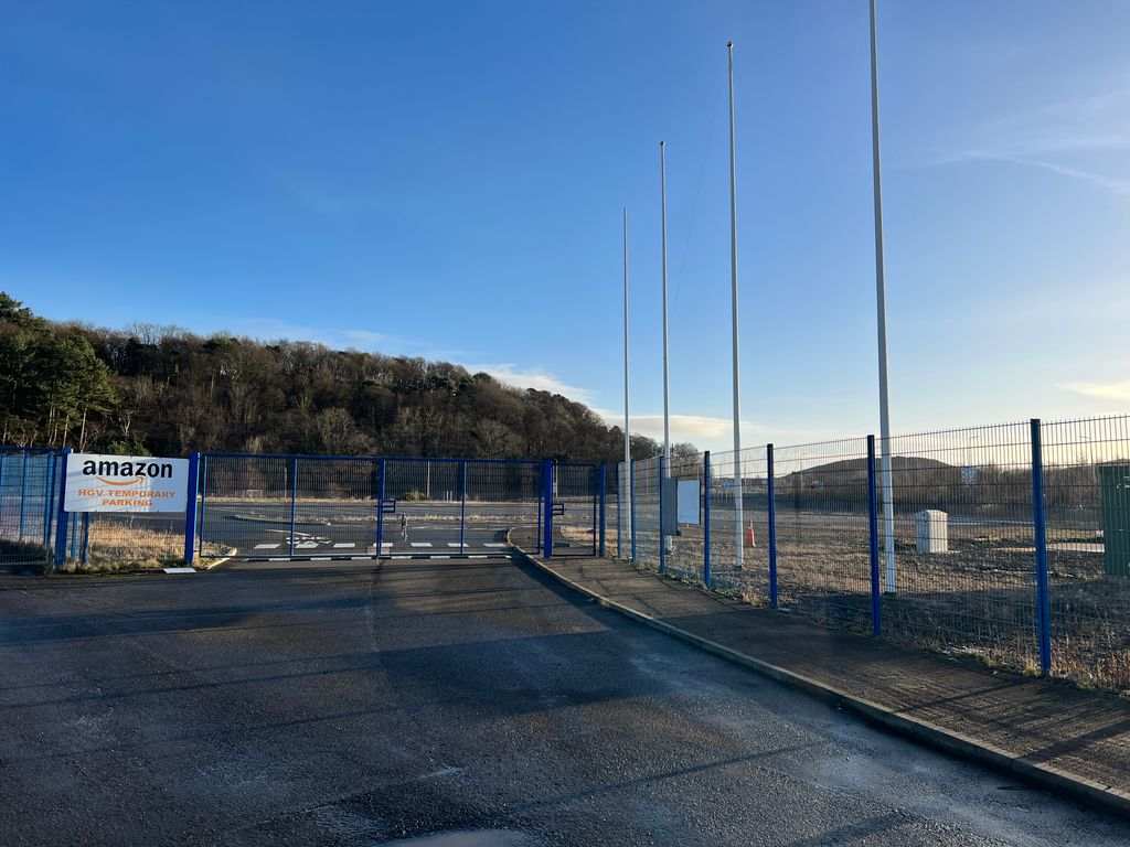 Land to let in Rosyth Waterfront, Rosyth KY11, £30,000 pa - Zoopla