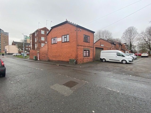 Industrial to let in Trafford Road, Manchester M30, £425,000 pa - Zoopla