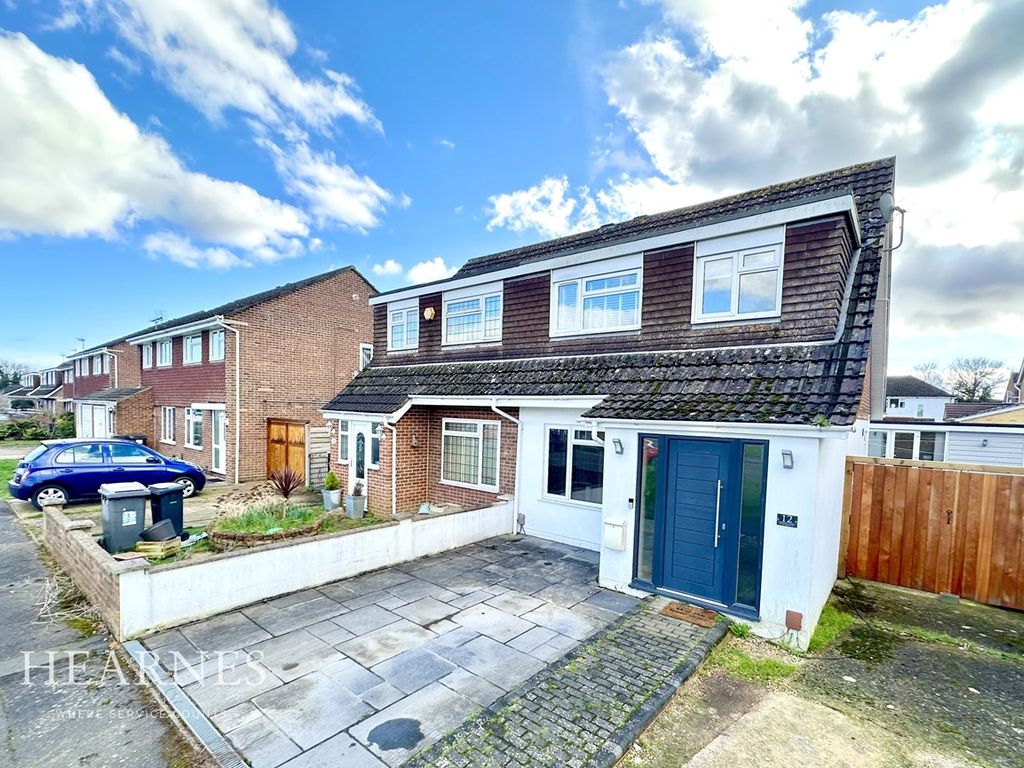 3 Bed Semi Detached House For Sale In Horton Close Muscliff
