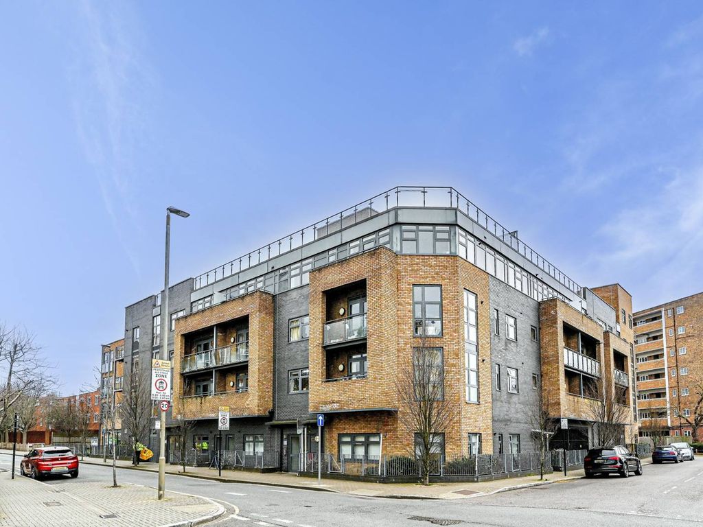 1 bed flat for sale in Oldridge Road, Balham, London SW12, £415,000 ...