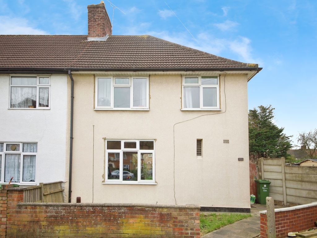 3 Bed End Terrace House For Sale In Bentry Road Dagenham Rm8 £375 000