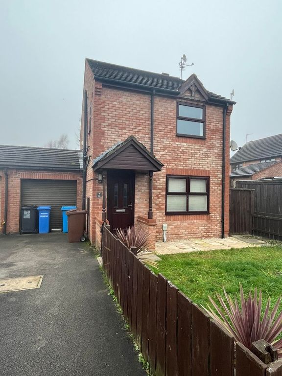 3 bed detached house to rent in Etton Grove, Hull HU6 - Zoopla