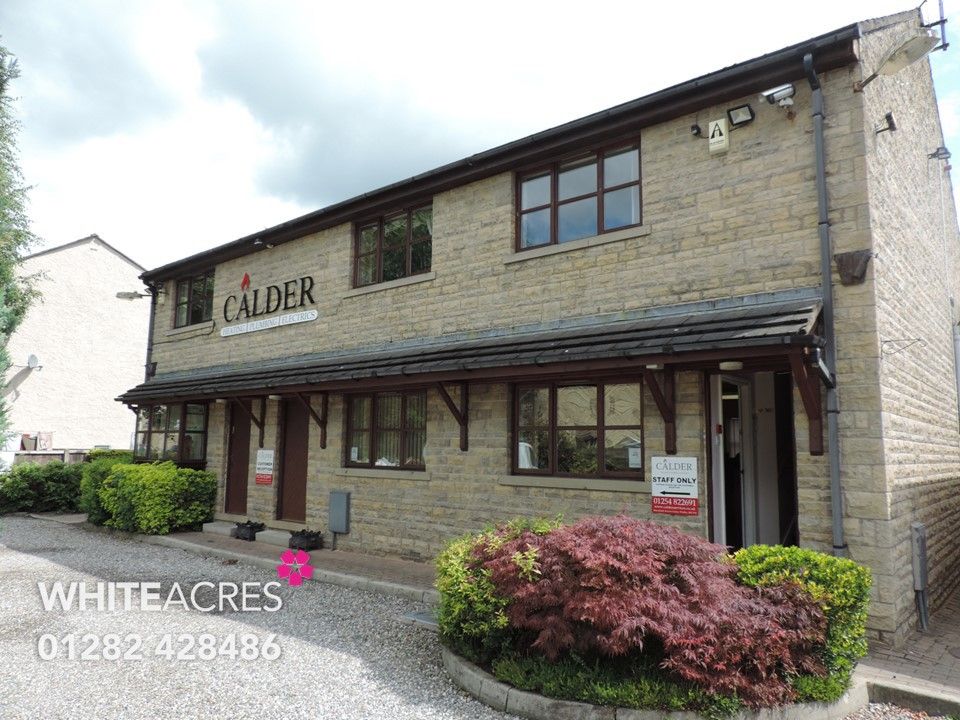 Office to let in First Floor Offices 2 Calder Mews, Manor Road, Whalley, Clitheroe BB7, £8,340 ...