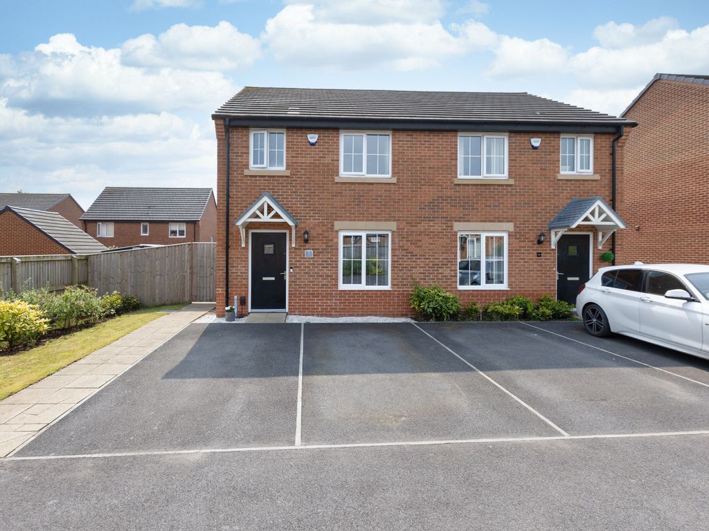 3 bed semi-detached house for sale in Walkford Close, Cottam PR4, £ ...