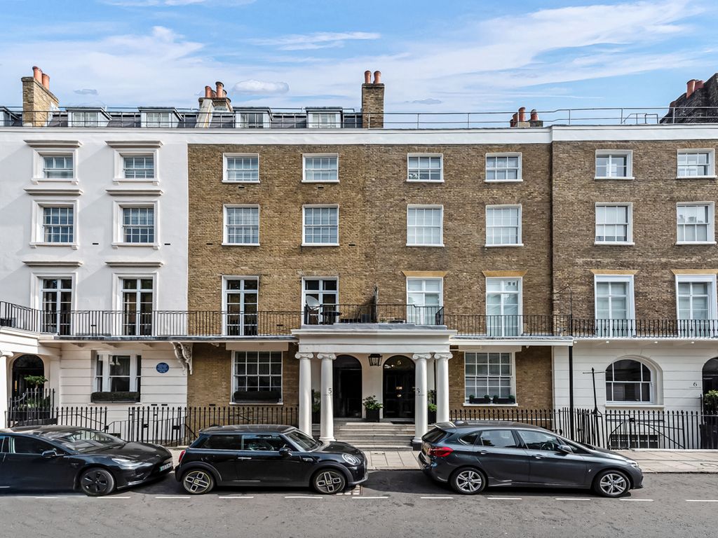 New home, 2 bed flat for sale in Eaton Square, London SW1W, £1,850,000 ...