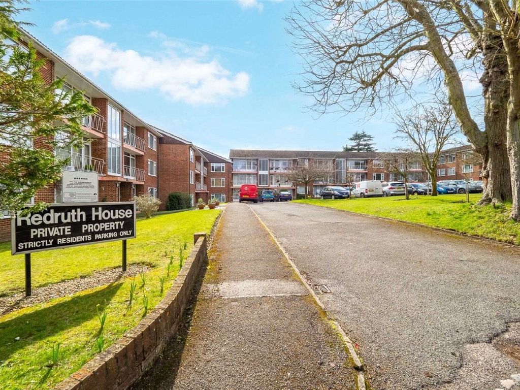 1 bed flat to rent in Grange Road, Sutton, Surrey SM2, £1,300 pcm - Zoopla