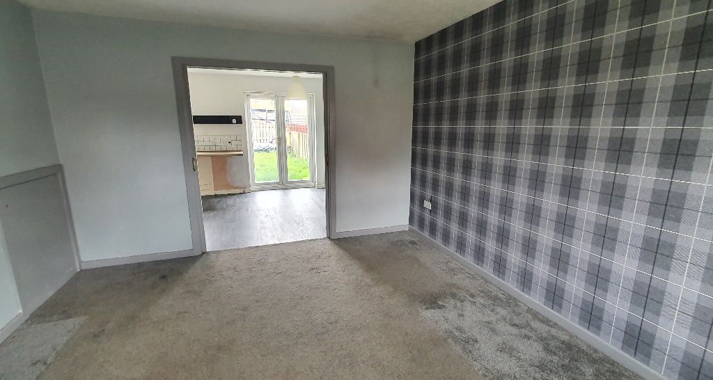 3 bed semi-detached house to rent in Hatcham Close, Bradford BD15, £850 ...