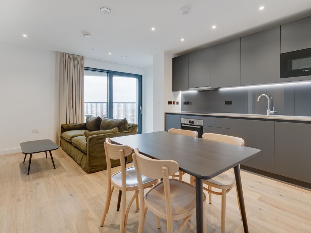 1 bed flat to rent in Riverstone Heights, 18 Reed Avenue, Bromley By Bow E3, £2,300 pcm - Zoopla