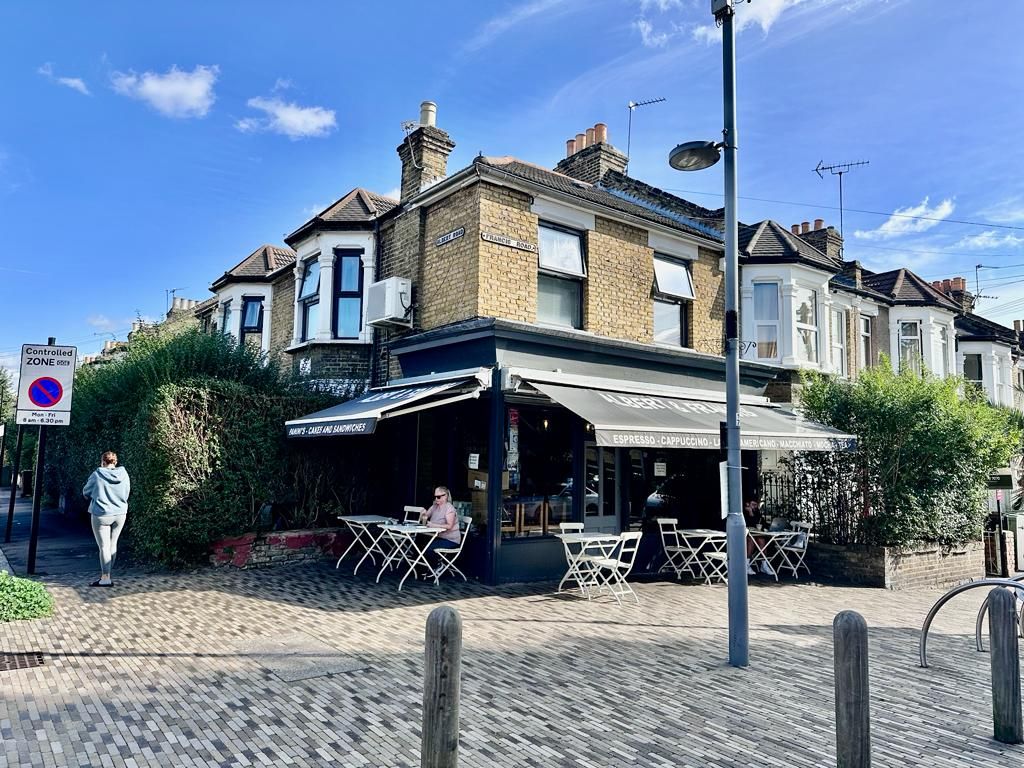 Restaurant/cafe to let in Francis Road, Leyton E10, £19,200 pa - Zoopla