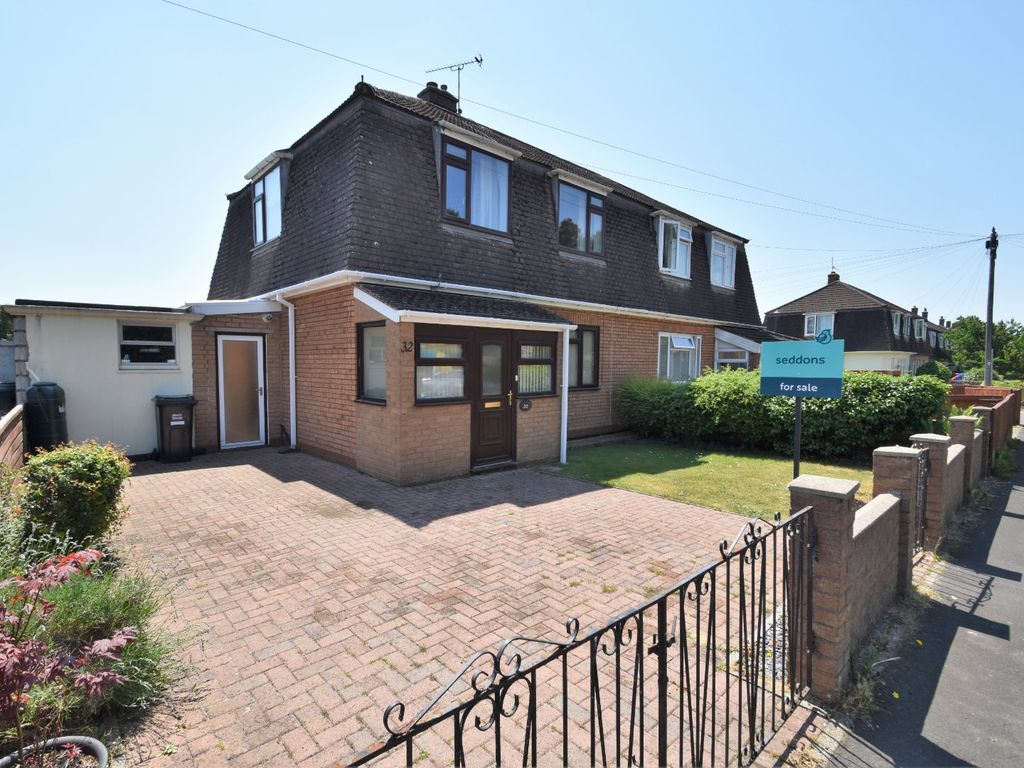 3 Bed Semi Detached House For Sale In Holly Road Tiverton Devon Ex16
