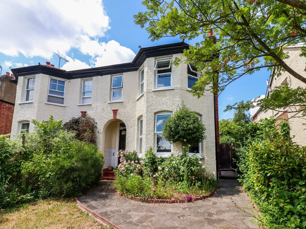 4 Bed Semi Detached House For Sale In St Albans Hill Hemel Hempstead