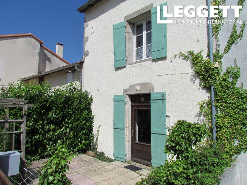 2 bed villa for sale in Persac, Vienne, Nouvelle-Aquitaine, £41,690 ...