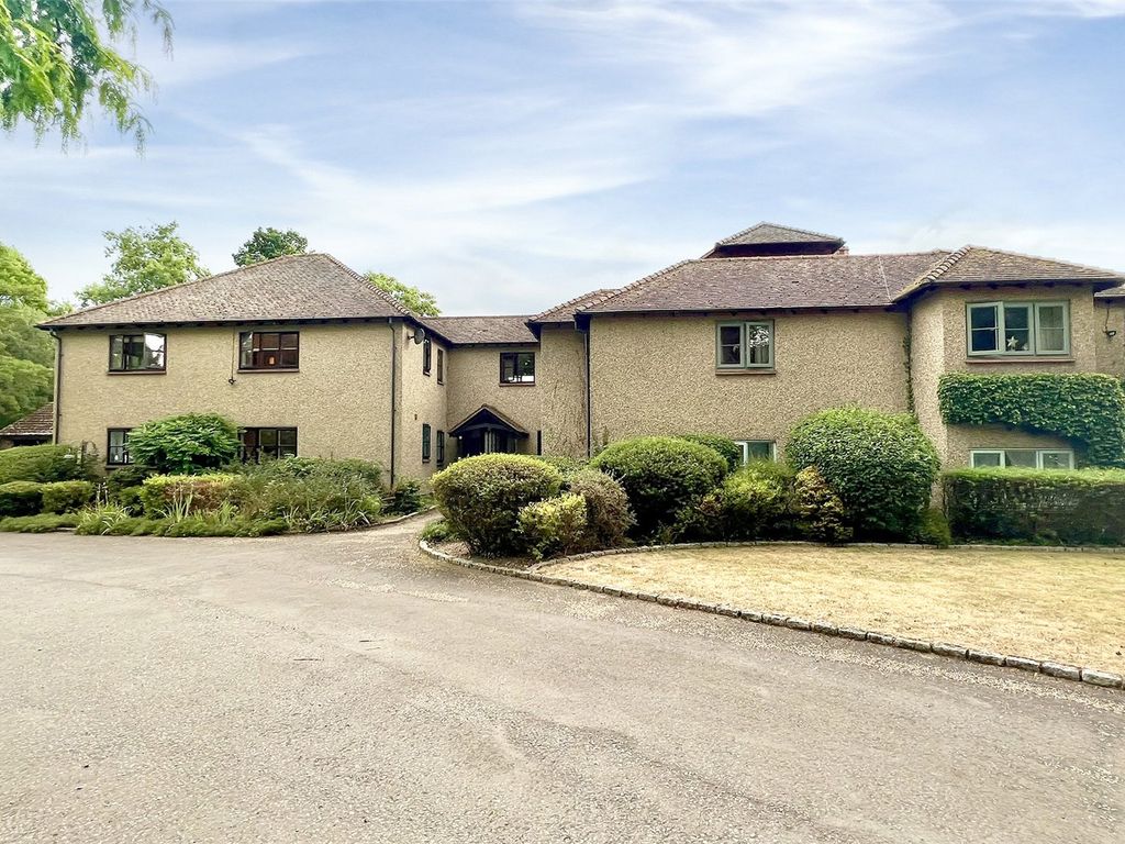 3 bed flat for sale in Reading Road, Arborfield, Reading, Berkshire RG2 ...