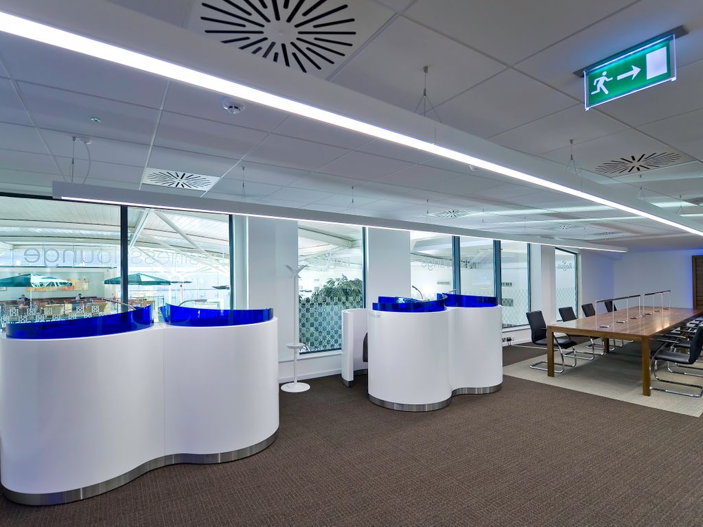 1st Floor, Beaconsfield Msa M40, Junction 2, Beaconsfield A355 Windsor ...