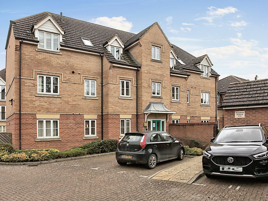 2 bed flat for sale in Regal Place, Peterborough PE2 - Zoopla