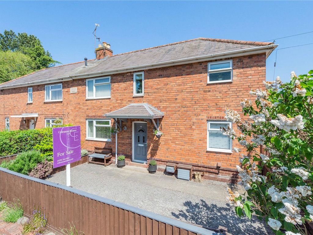 3 Bed Semi Detached House For Sale In Ketley Vallens Ketley Telford
