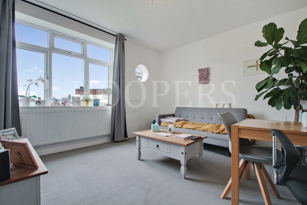 2 bed flat for sale in Neasden Lane, London NW10, £300,000 - Zoopla