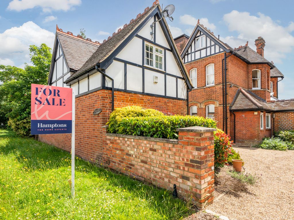 2 bed detached house for sale in Boyn Hill Avenue, Maidenhead SL6, £ ...