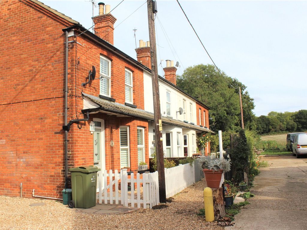 2 bed end terrace house for sale in New Road, Tongham, Surrey GU10 - Zoopla