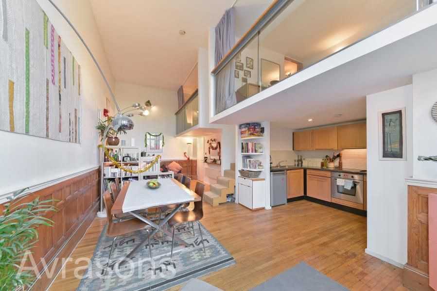 2 bed flat to rent in Cormont Road, London SE5, £2,150 pcm - Zoopla