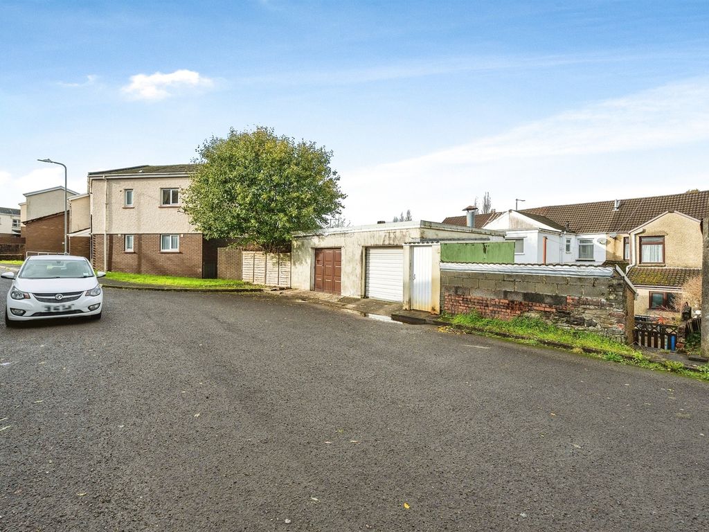 3 Bed Terraced House For Sale In Furnace Terrace Neath Sa11 £120 000